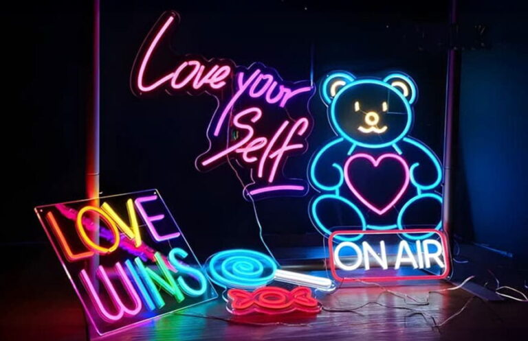 How LED Neon Signs Compare to Old School Neon Signs - Flashion Statement